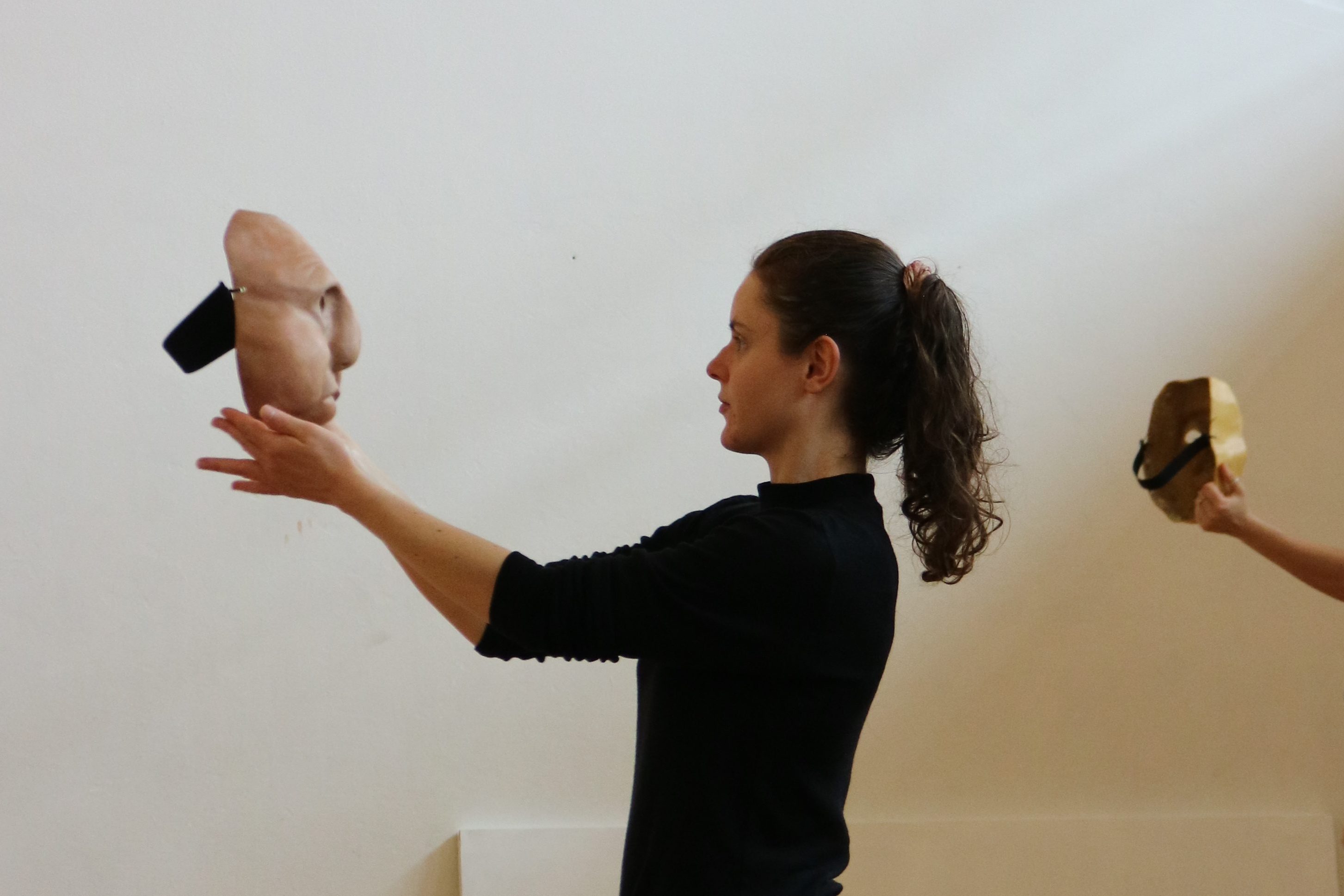 Amy Grace Laura – Clown | Theatre Maker | Poet | Puppeteer | Event Manager
